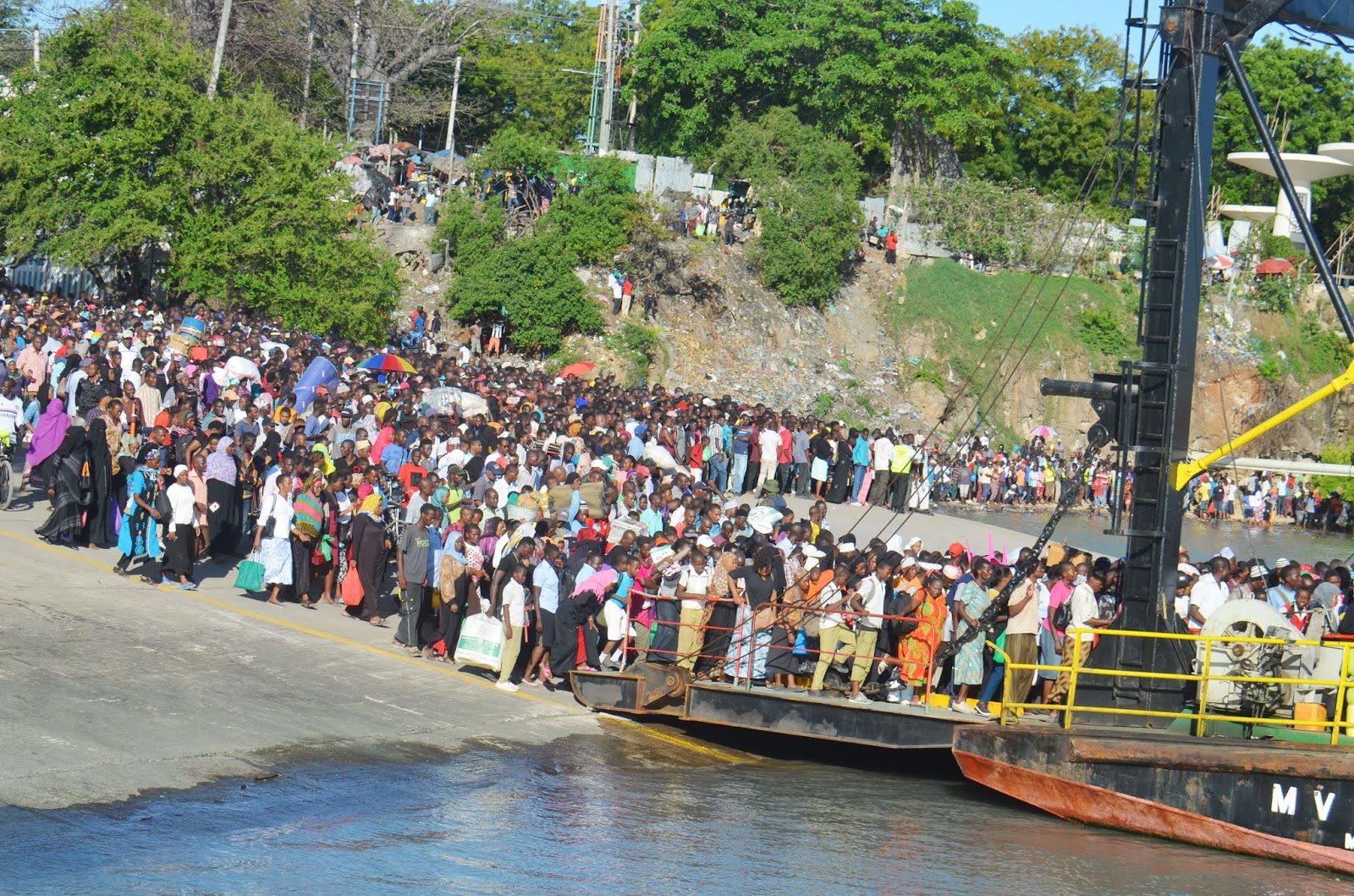 Construction of Likoni Floating Footbridge on Course - Construction ...